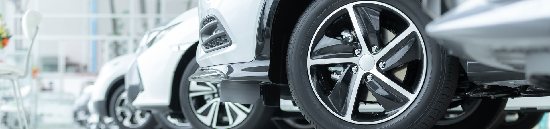 Carisma Car Leasing | 01722 44 55 00