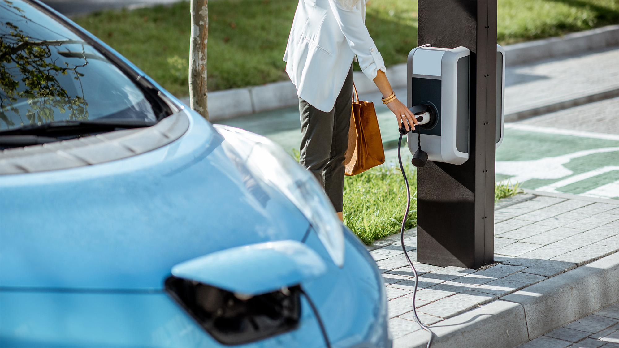 Electric Vehicles & Charging Guide - Lease Me Cars