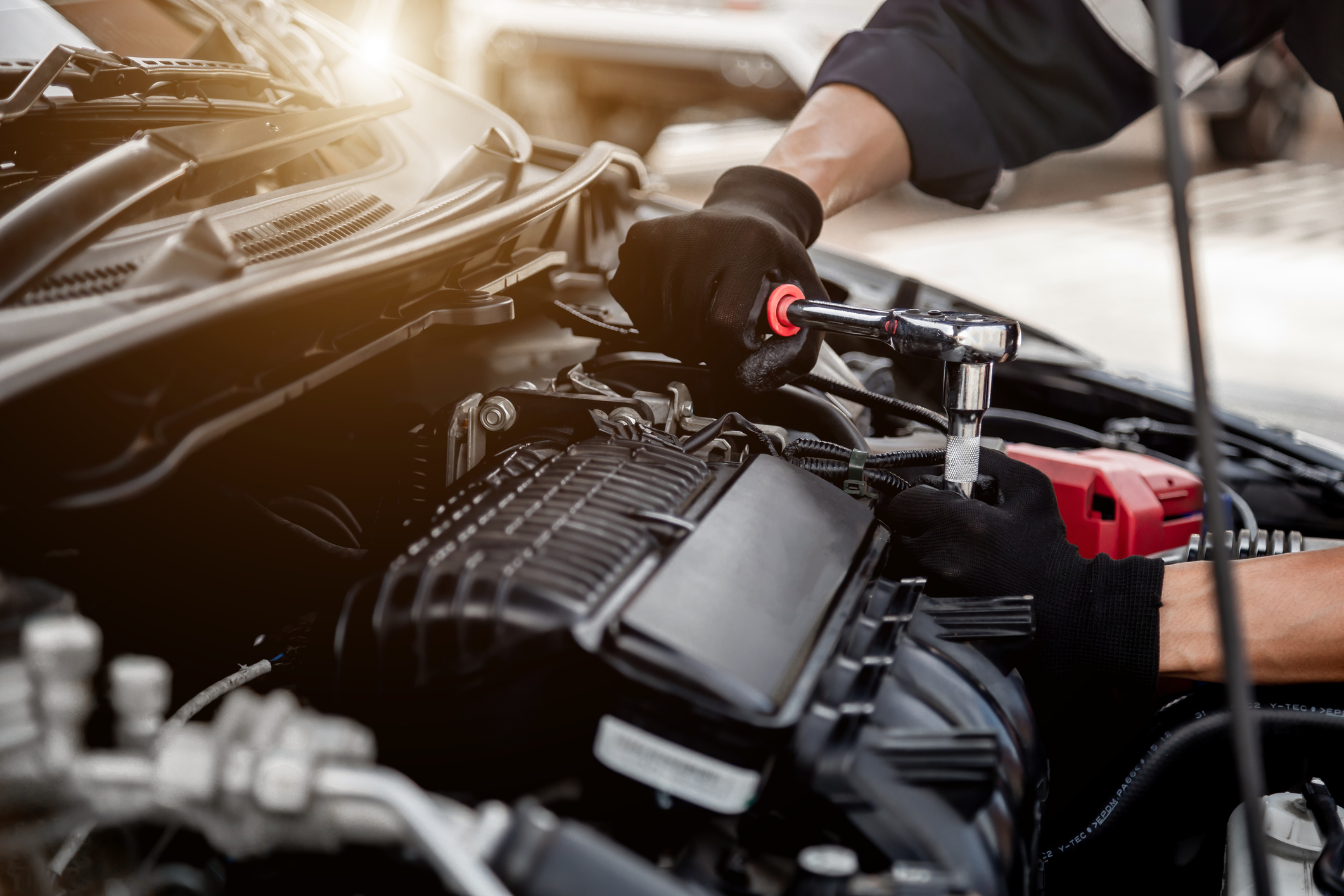 Maintenance On A Leased Car: Your Options & Responsibilities